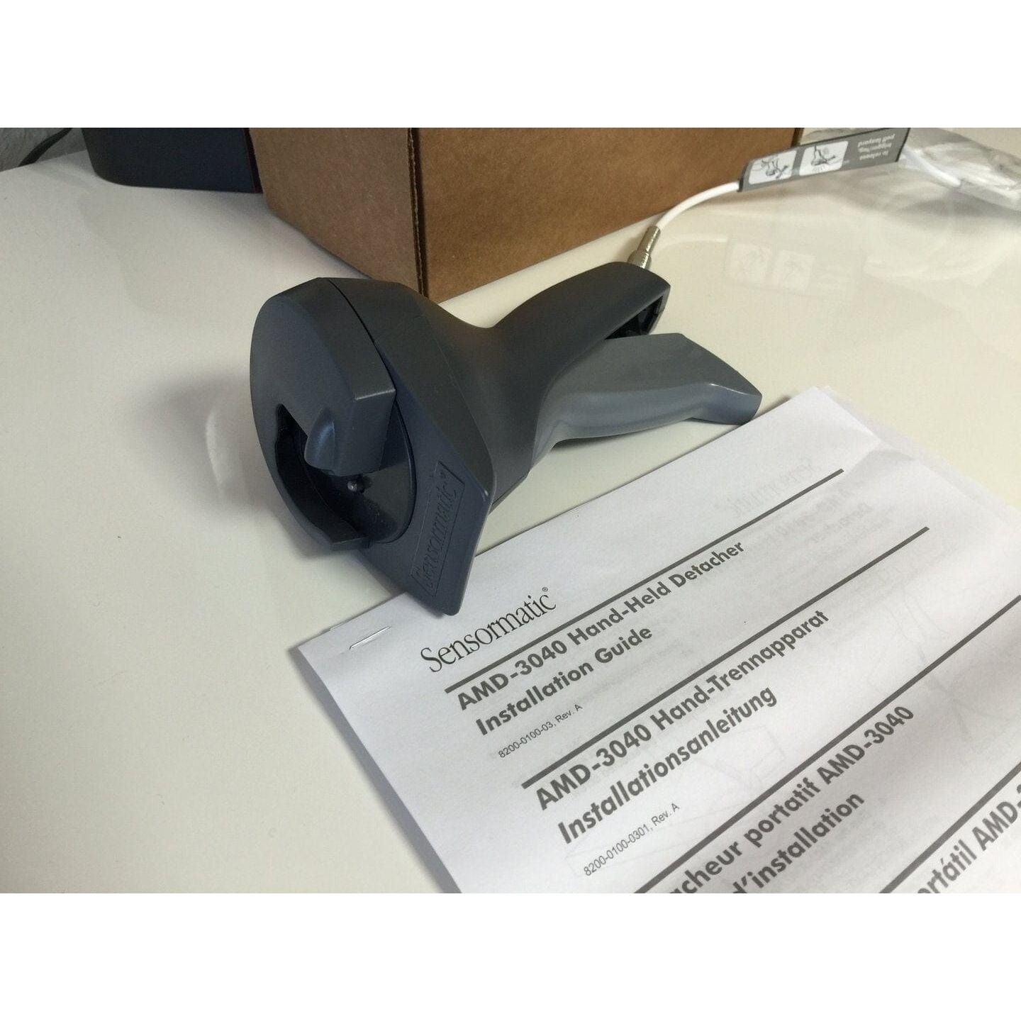 Hand pliers MK 225 for removing Supertag labels - Eastek